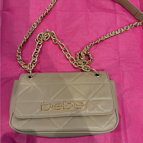 bebe | Bags | Bebe Beige Quilted Crossbody Bag With Gold Chain | Poshmark